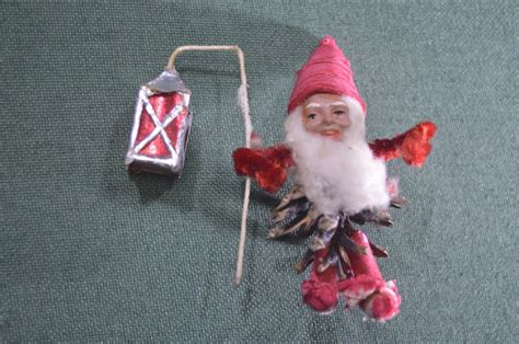 Купить Фигурка новогодняя рождественская Гном Синелька с фонариком Папье маше Германия ГДР