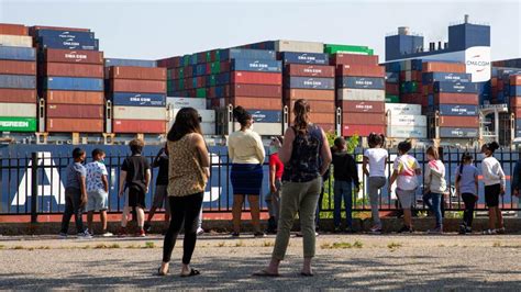 Supply Chain Shortages And Its Impact On Manufacturing Business Boost