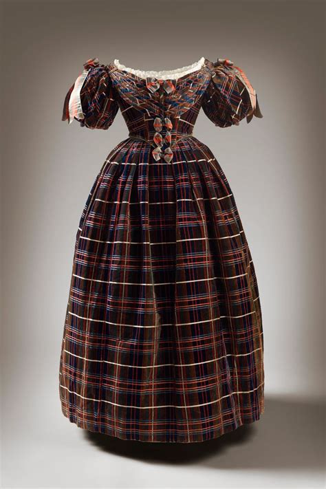 Queen Victoria Dress Victorian Fashion Vintage Fashion Rainha Isabel