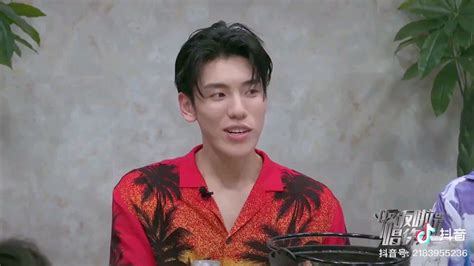 【tizzy T王子异】tt和王子异的自我介绍rap哔哩哔哩bilibili