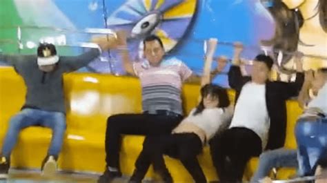 Woman Who Went Commando Loses Her Pants On A Wild Carnival Ride Elite Readers