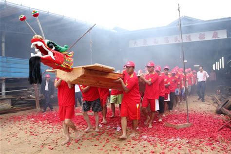 发现东莞影像展中国摄影报