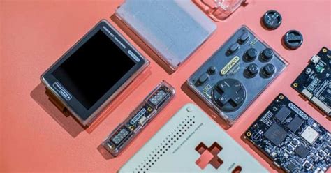 How To Make A DIY Portable Retro Gaming Console