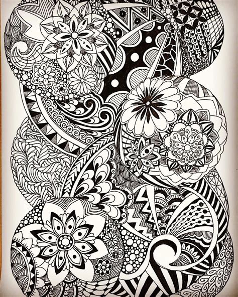 ゼンタングルは日常生活で取り入れるリラクゼーションの方法としてアメリカで考案された Doodle Designs Doodle