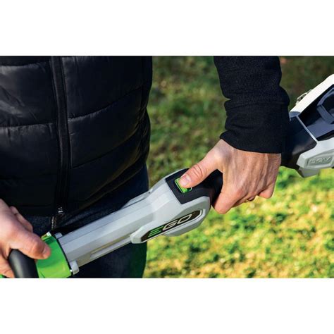 Ego Power 56v Brushless Cordless 15 In String Trimmer With 1 2 5ah