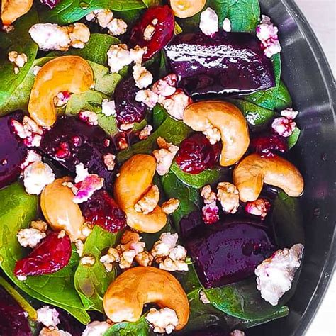 Beet Salad With Spinach Cashews And Goat Cheese