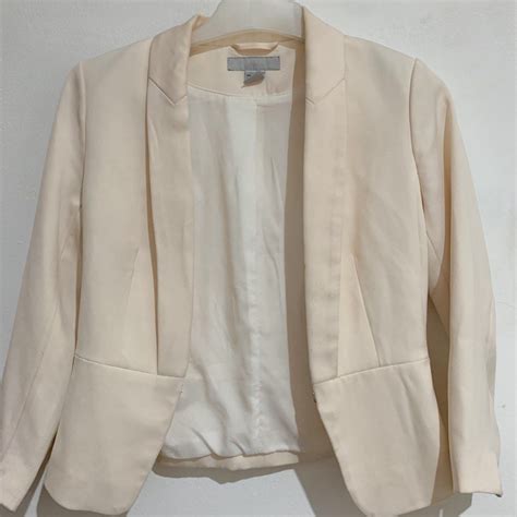 HnM Blazer Fesyen Wanita Pakaian Wanita Baju Luaran Di Carousell