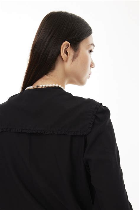 Gcut지컷 세일러 카라 아일렛 블라우스 Sivillage 에스아이빌리지