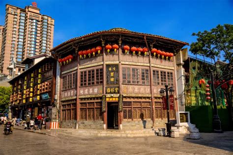 云南昆明旅游必去的景点昆明游玩必去的10大景点推荐建议收好 澎湃号湃客 澎湃新闻 The Paper