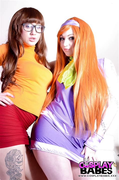 Cosplay Fetish Models Harmony Reigns And Elouise Please Toy Shaved