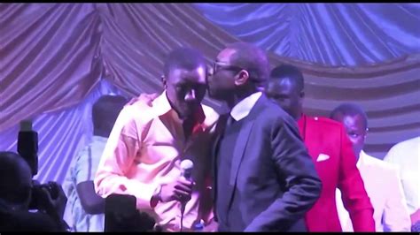 Visite mouton offert Le tête à tête entre Youssou Ndour et Wally