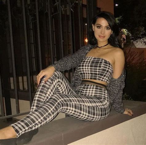 Sssniperwolf Sssniperwolf Beer Outfit Fashion