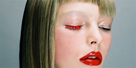 El Efecto Vinilo Es La Apuesta Beauty De Zara Para Esta Navidad