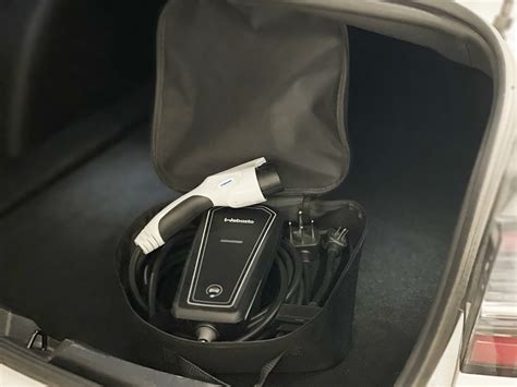 Webasto Go Dual Voltage Portable Charging Station