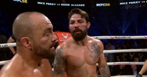 Platinum Mike Perry Wins Fourth Straight As Eddie Alvarezs Corner