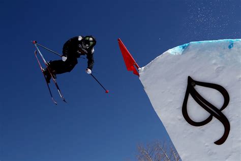 42 Pictures That Prove Gus Kenworthy Is Good At Skiing And Also Being Half Naked