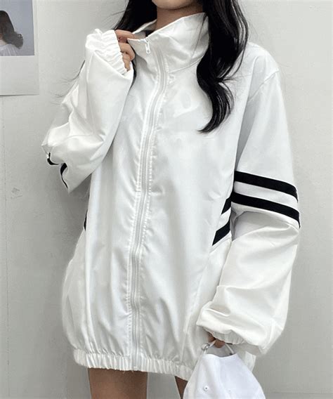 오늘출발🚀오버핏 라인 오버 바람막이 점퍼 2color 에이블리