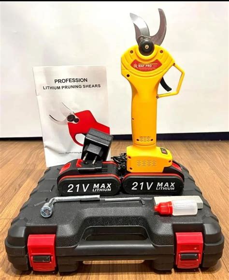 Steel Codeless Pruner Battery Cutter At ₹ 6000 Piece In Dindigul Id 2849856111762