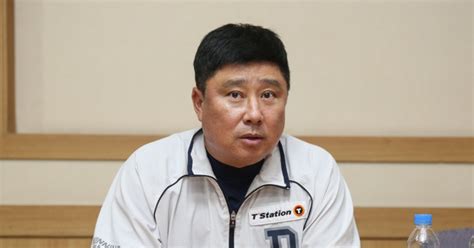 Ks 1차전 김태형 두산감독 키움 선발 무너뜨리는 게 급선무