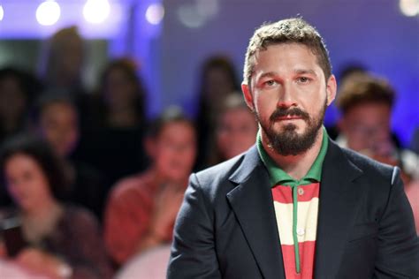Shia Labeouf Ist Er Zum Katholizismus Konvertiert Und Diakon Geworden