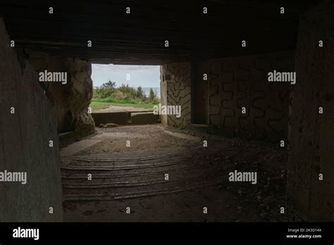 In Einem Leeren Deutschen Bunker Aus Dem Zweiten Weltkrieg Reste Der