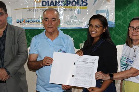 Prefeitura De Dianópolis Realiza O Sonho Da Conquista De Título