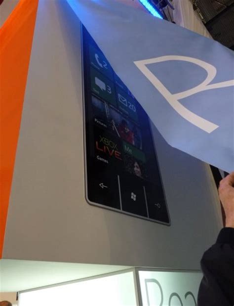 Windows Phone 7 Interface Leaked Via Mwc Banners Neowin