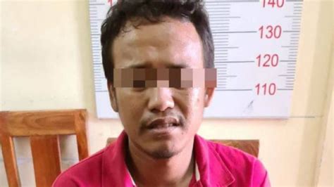 យំលែងចេញ ពេលប៉ូលិសចាប់ ខ្លួន Tnaot