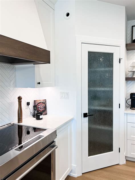Glass Pantry Door Glass Pantry Door Pantry Decor Kitchen Pantry Doors