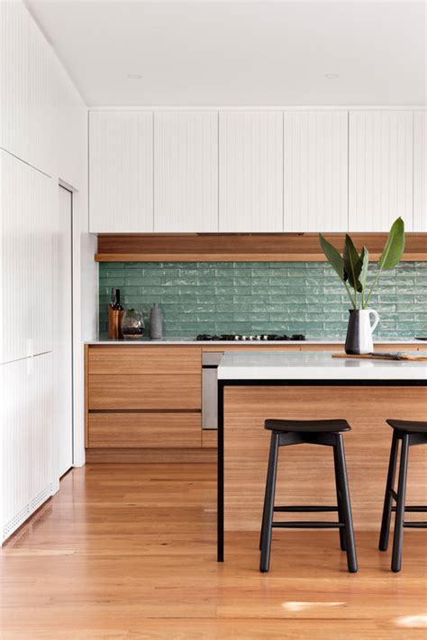 25 Easy To Clean Backsplash Ideas Clean And Hygienic