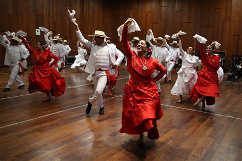 La marinera el baile nacional de Perú por excelencia