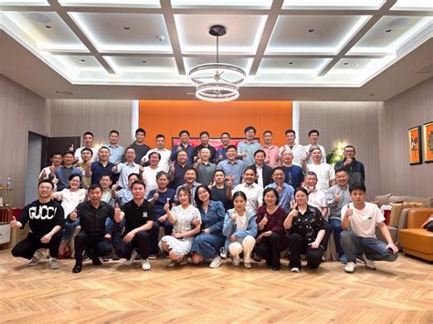 我院上海校友联谊会成功举办第一届“柏科杯”掼蛋友谊赛 校友会网站