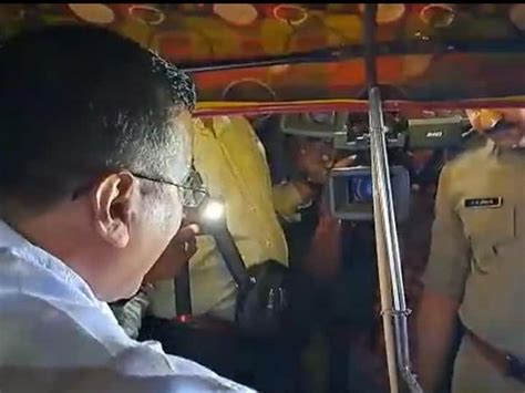 Arvind Kejriwal Vs Ahmedabad Police Over Auto Ride In Gujarat Watch
