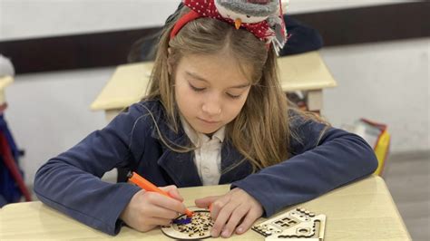 სკოლა „მერმისის“ მე 2 კლასში საახალწლო აქტივობა ჩატარდა