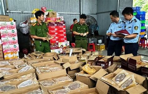 Phát hiện lượng lớn bánh trung thu không rõ nguồn gốc Nhịp sống kinh tế Việt Nam Thế giới