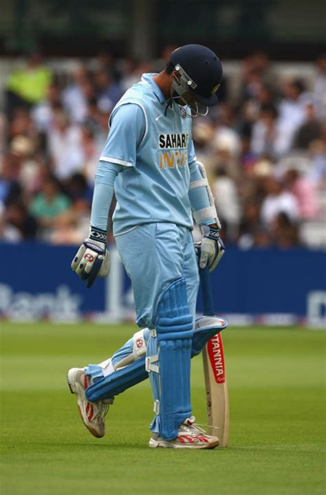 Rahul Dravid Is A Picture Of Dejection After His Dismissal