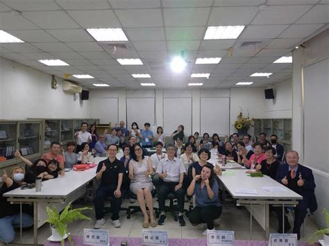 國立高雄師範大學 成人教育研究所 ｜活動花絮 1120912112學年碩博班迎新座談會