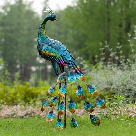19 Peacock Garden Decor Ideas You Must Look Sharonsable