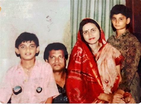 Anubhav Mohanty ସୋସିଆଲ ମିଡିଆରେ ଅନୁଭବ ସେୟାର କଲେ ଏଭଳି ଫଟୋ ଲେଖିଲେ