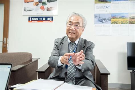 柔軟な設定と豊富な表示項目で最適な管理へ 成功導入事例 Universal 勤次郎