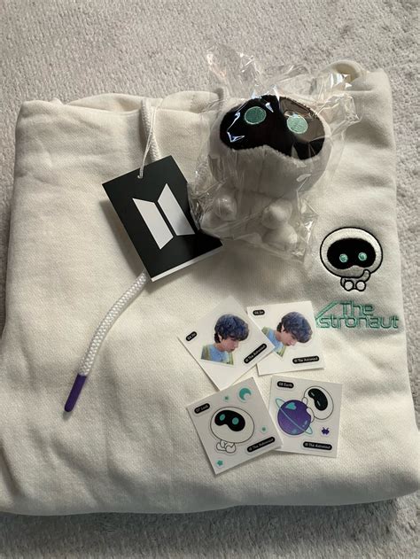 Bts Community Posts 我が家にやっとお迎えできました〜💜 かわいい〜🥴💗 うれし〜😆 Weverse📸🌙‪💜 Dear
