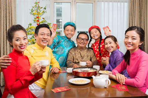 Tìm hiểu về phong tục Mừng tuổi ngày Tết KhoaHoc tv