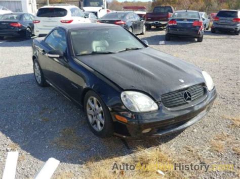 Wdbkk49f51f185824 2001 Mercedes Benz Slk Class 230 Kompressor View