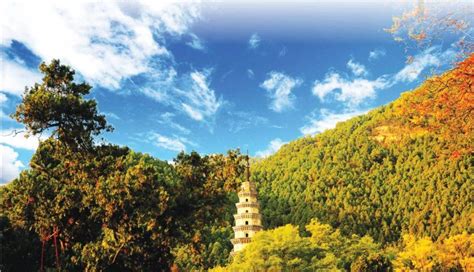 徒步山东济南区 路线17 灵岩寺 檀抱泉 明孔山 一线天