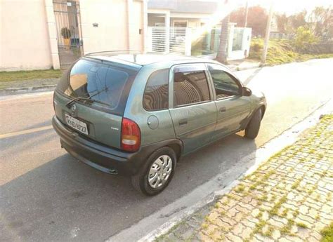 Carro é furtado na Vila Santa Cecília em Volta Redonda Informa Cidade
