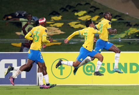 Mamelodi Sundowns Must Be Stopped Kaizer Chiefs Legend