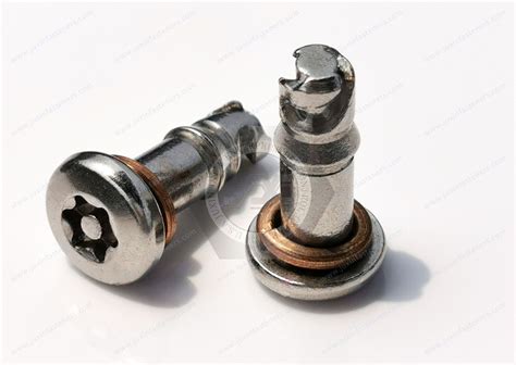 Quarter Turn Stud Size 6 T Type Torx Pan Head Machine Screws With Pin