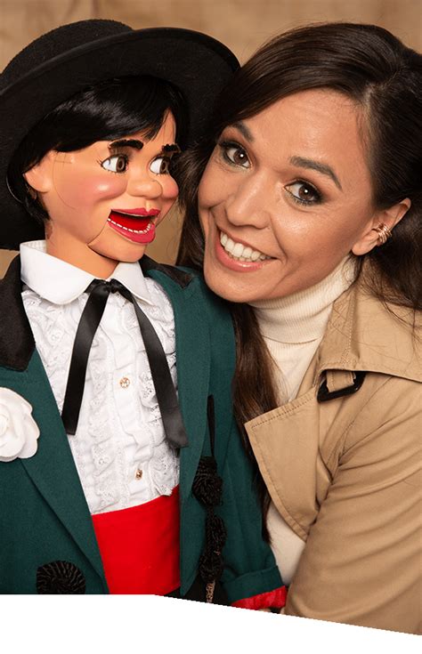 Celia Muñoz Magicorp Productions