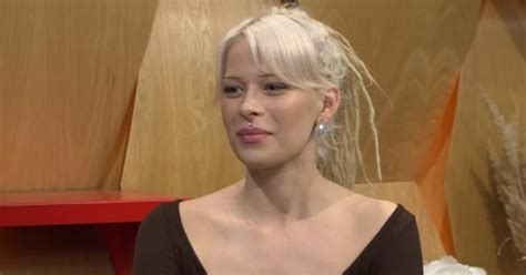 Rendkívüli hír VV Krisztit fellökték a villamoson Nap Híre
