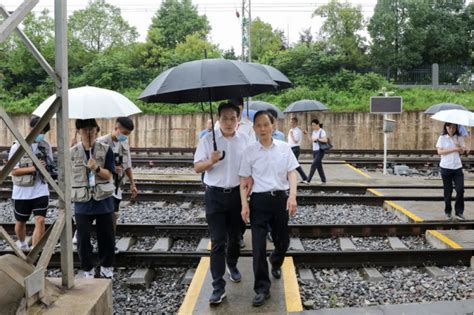 院士馆 中国工程院院士 机械与运载工程学部 刘友梅